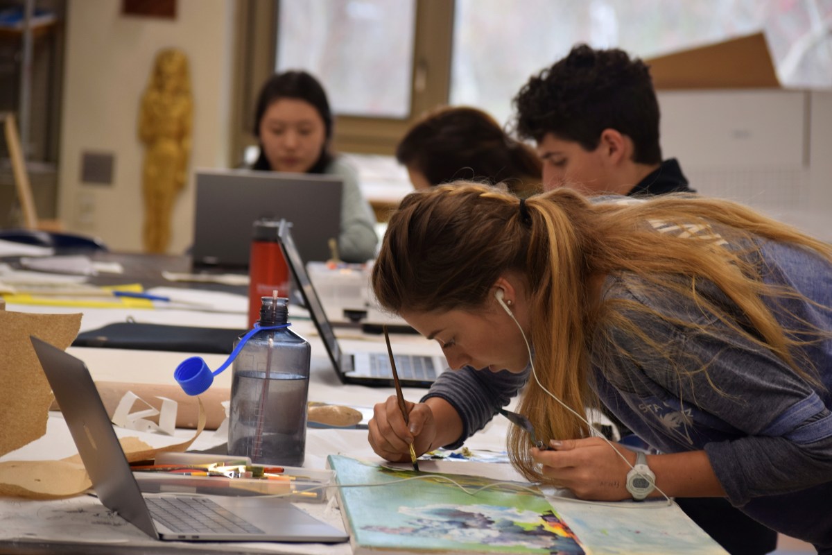 Art Editorial: A Look into Visual Art at LCA – The Blue and White